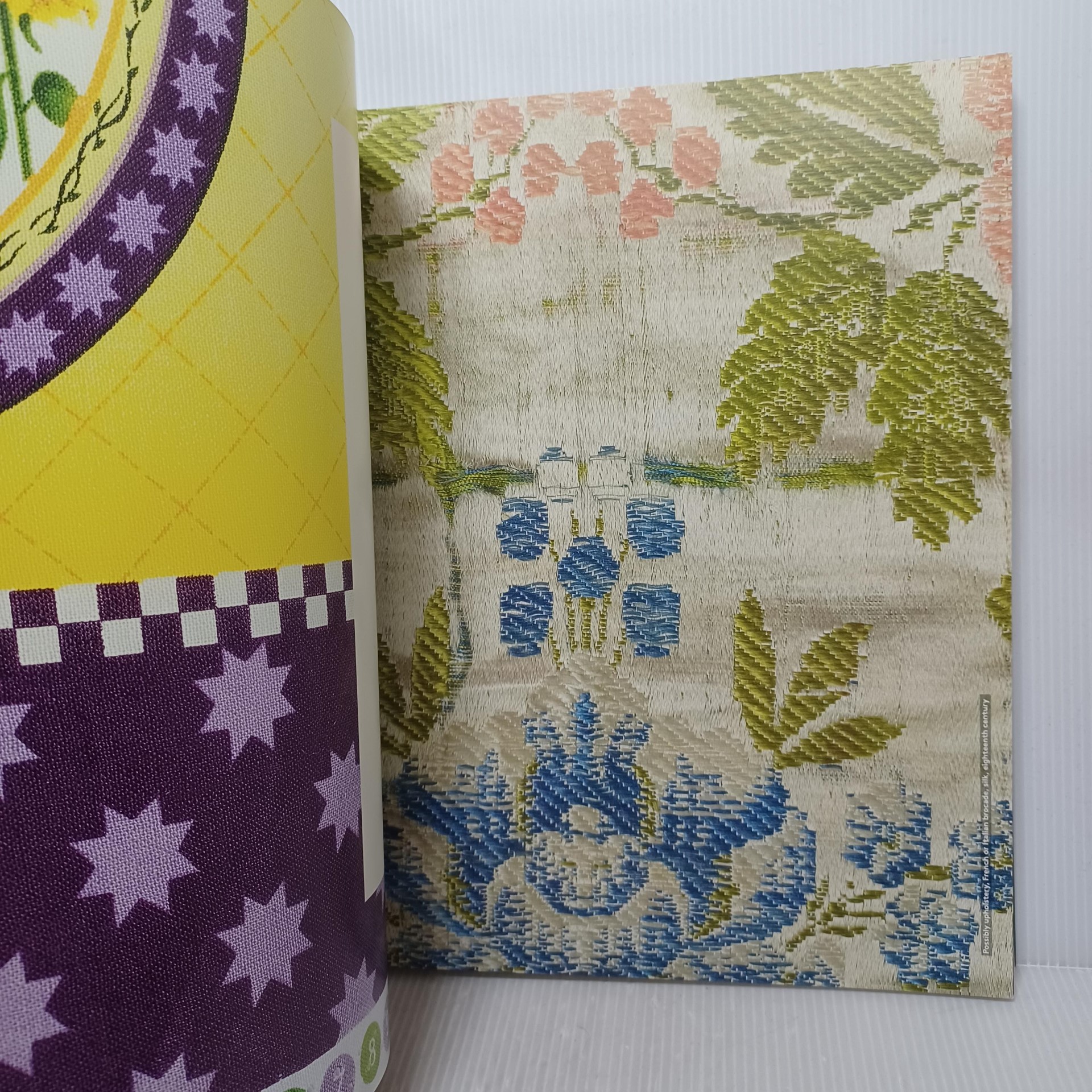 86321 Richard Tuttle: I Don't Know . The Weave of Textile Language｜古本の ...